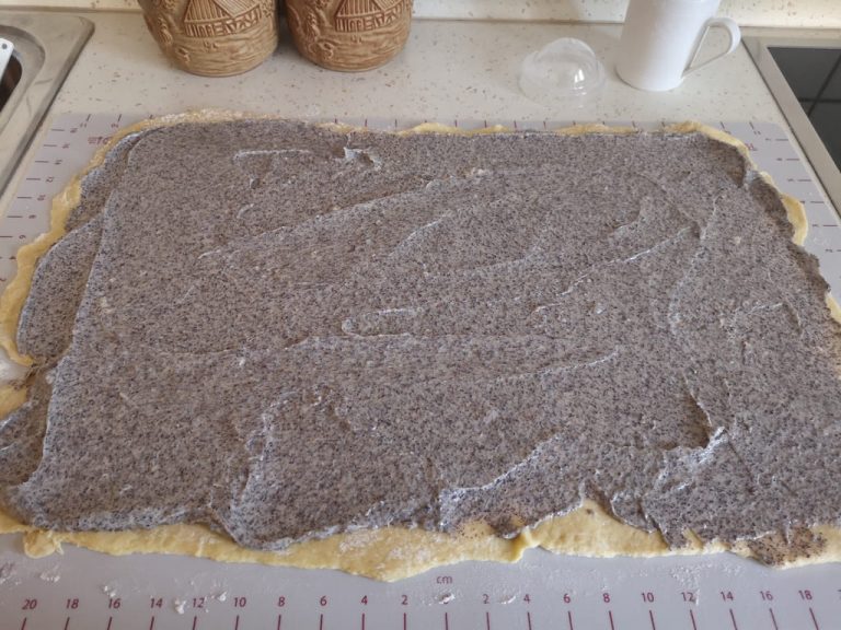 Mohnstangen / süßes Mohnbrot - Myfoodstory - kochen & backen mit ...